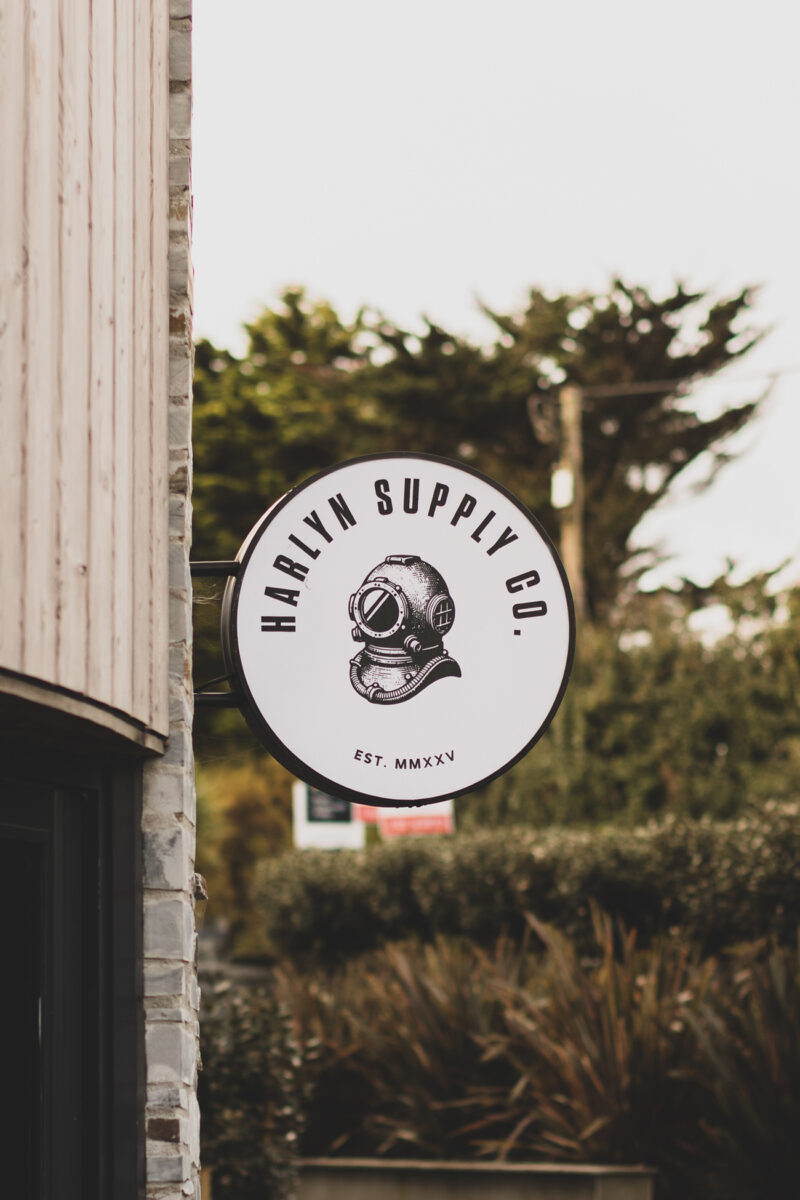 SHOP (SUPPLY CO) - THE HARLYN